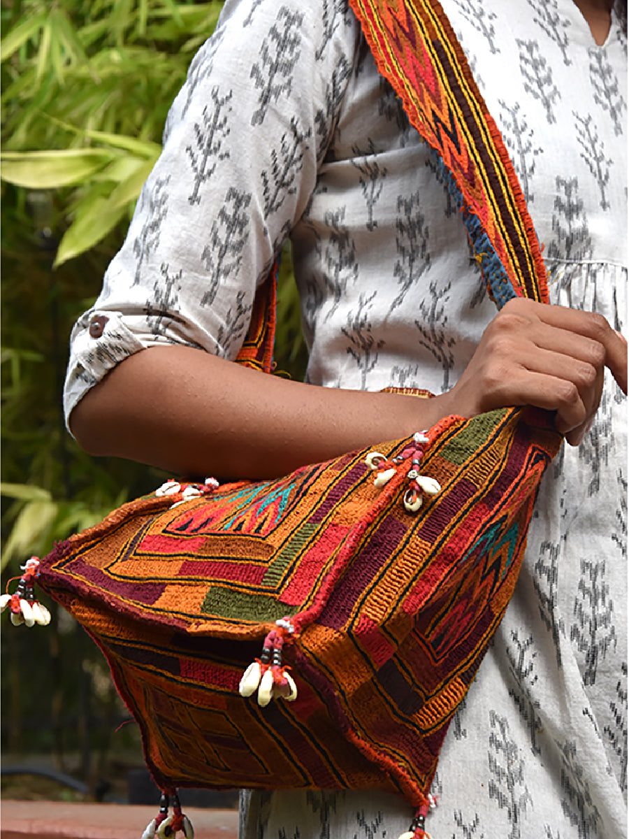 Banjara Jhola(Bag) Hand embroidered , Gujarat- 2324 – ahmedabadtrunk.in